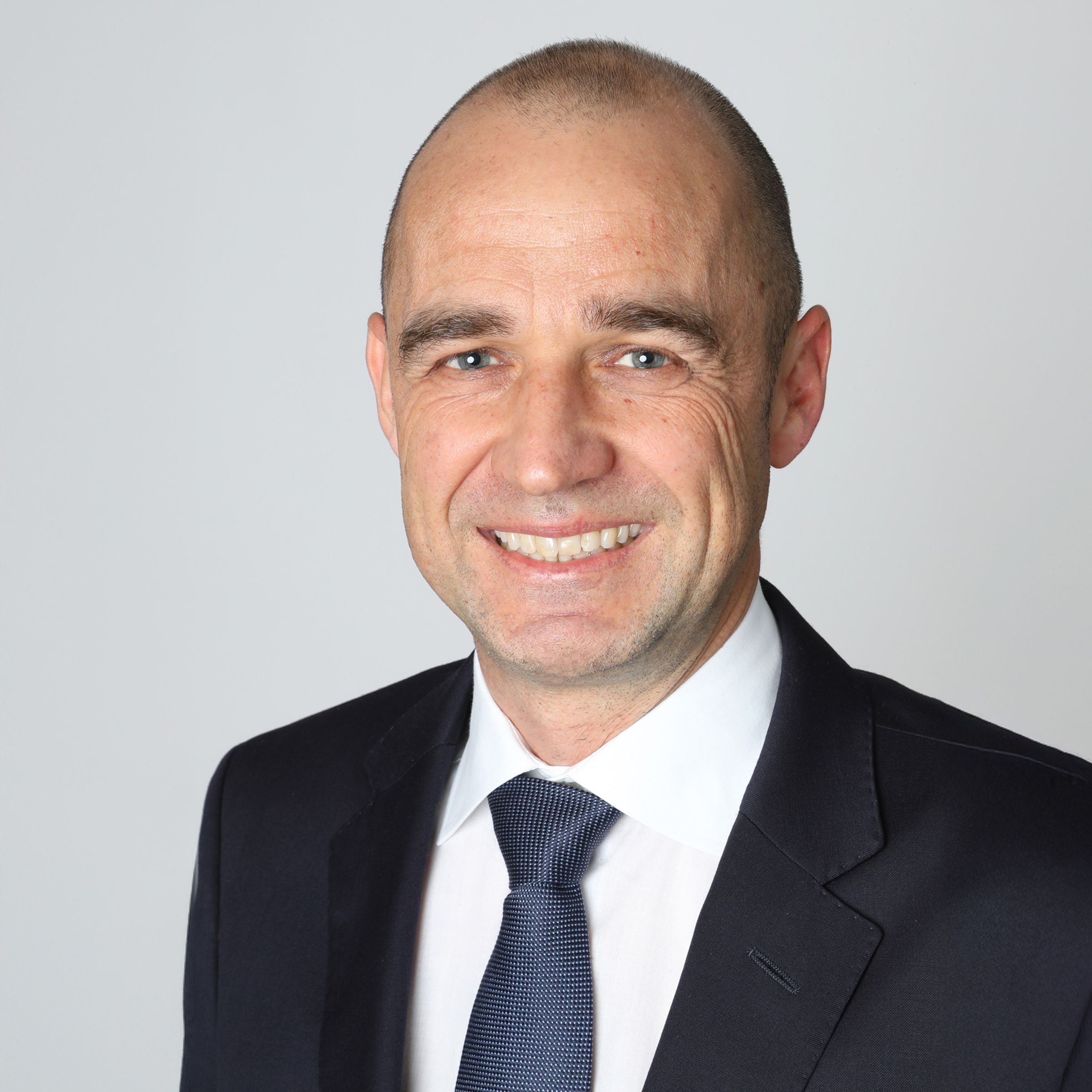 Konzernleitung - HUBER+SUHNER